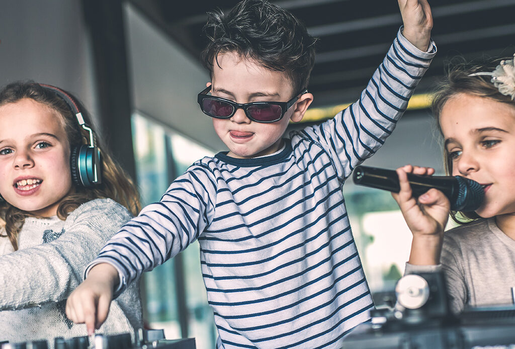 Comment choisir la meilleure table de mixage pour votre enfant ? - Tous ...